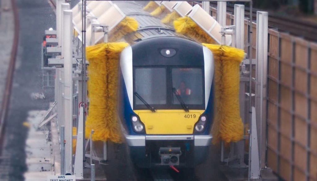 christ-tram & train wash units C1000 SOA - Equindus